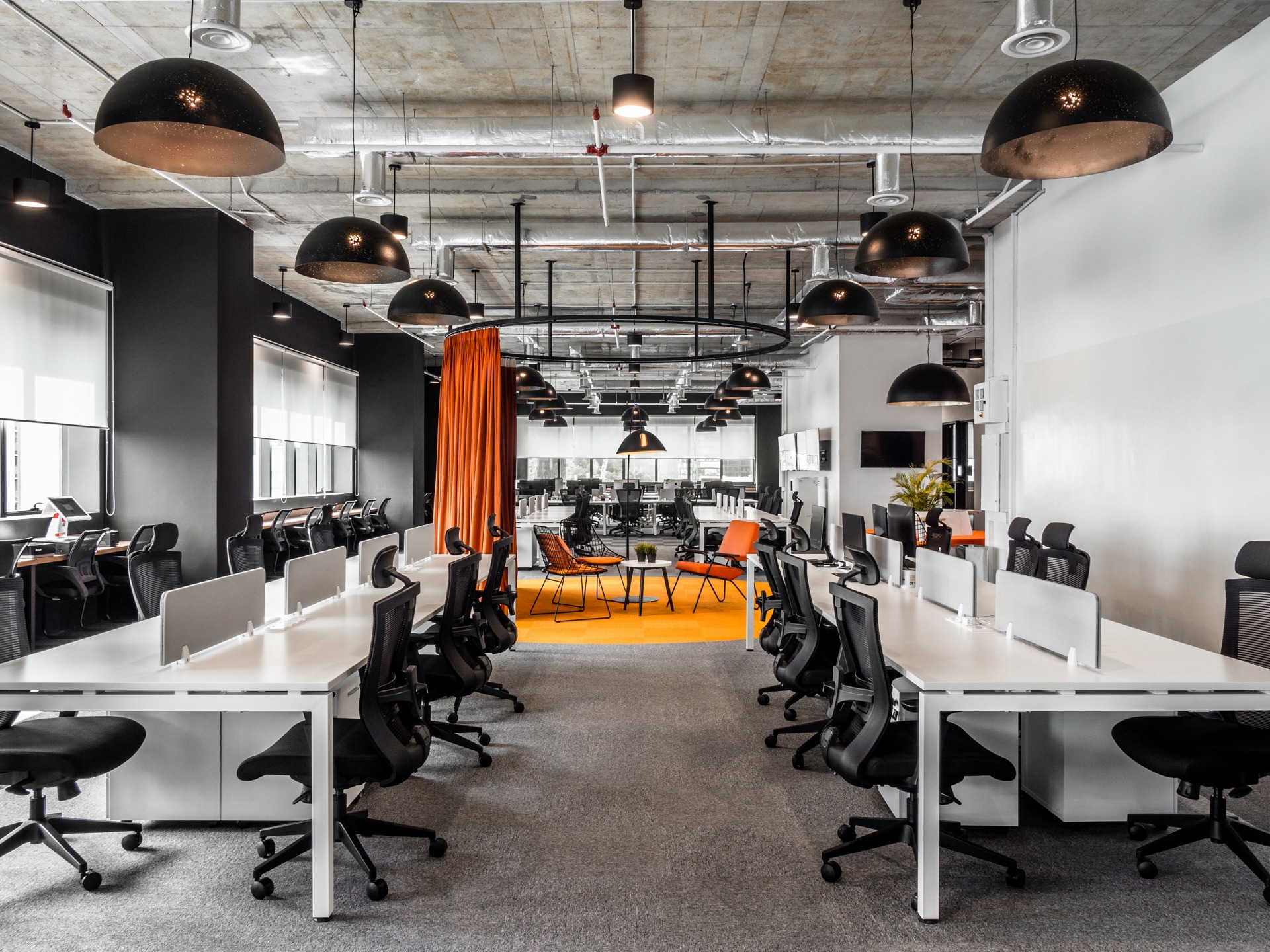StoreHub Modern Tech Office & Workspace | Ground Up