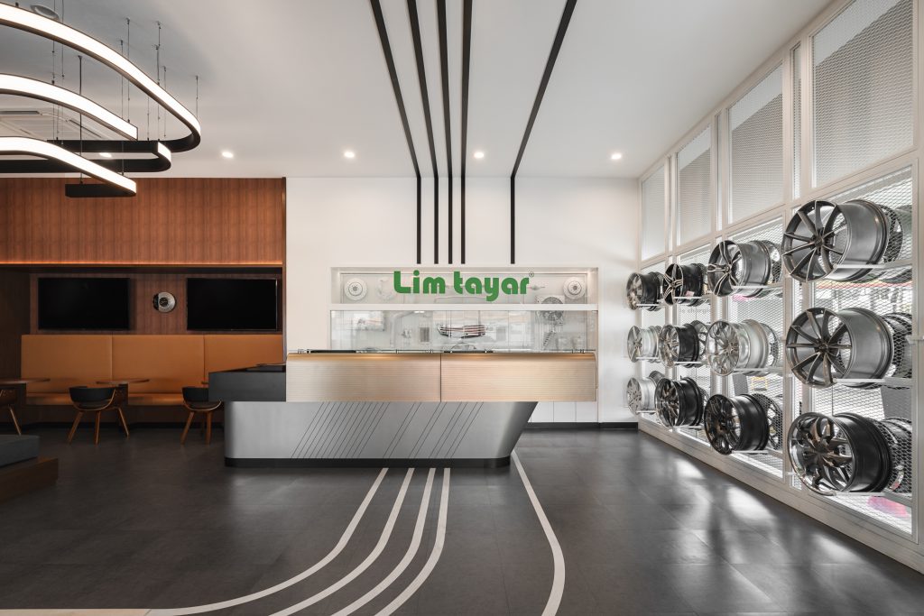 Lim Tayar @ TTDI - Ground Up [Design + Build]